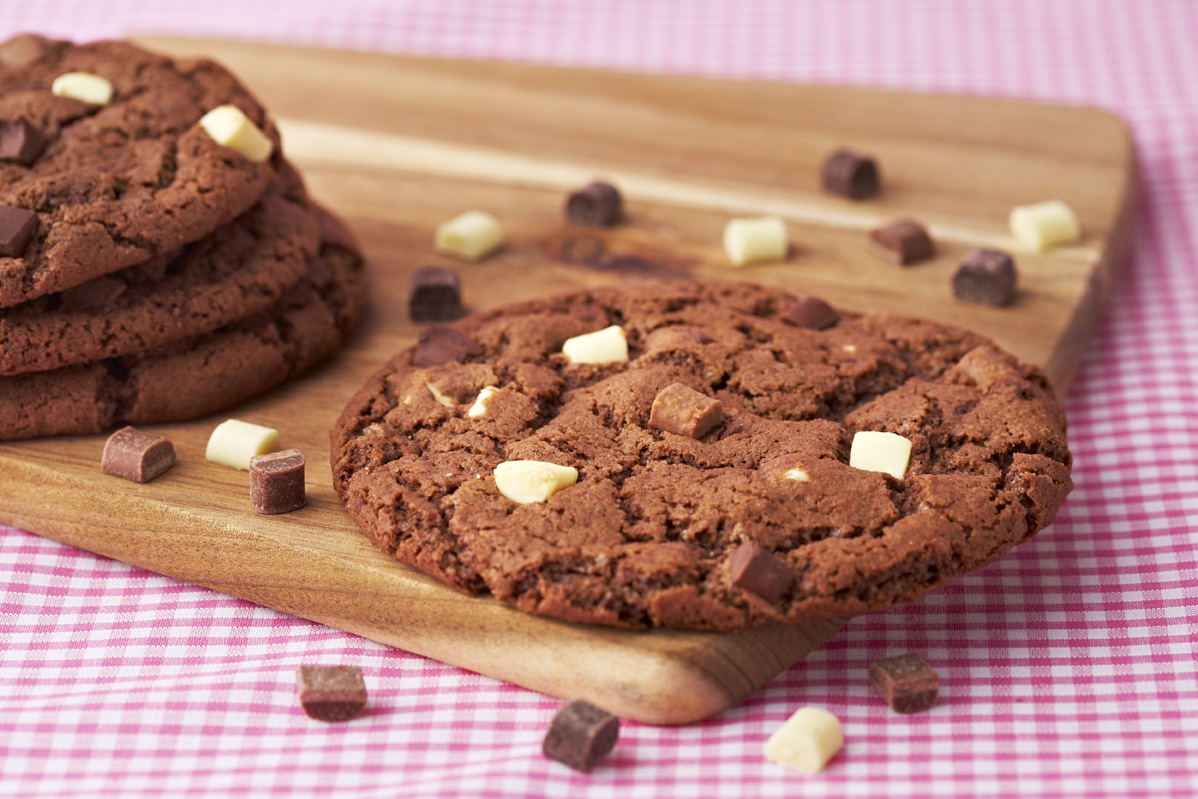 Triple Chocolate Chip Cookies - Country Range